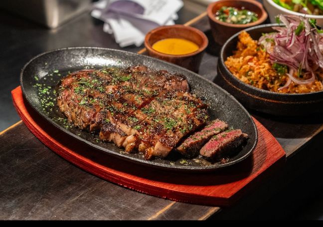 MAIN COURSES | Sol Kitchen & Bar D7