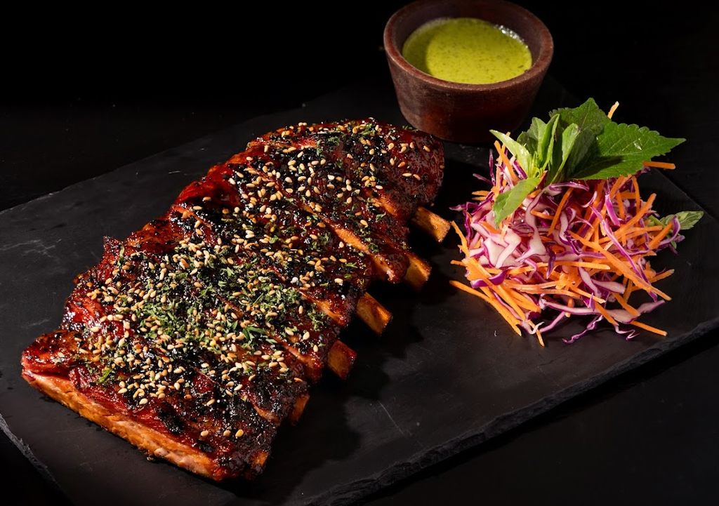 MAIN COURSES | Sol Kitchen & Bar D7