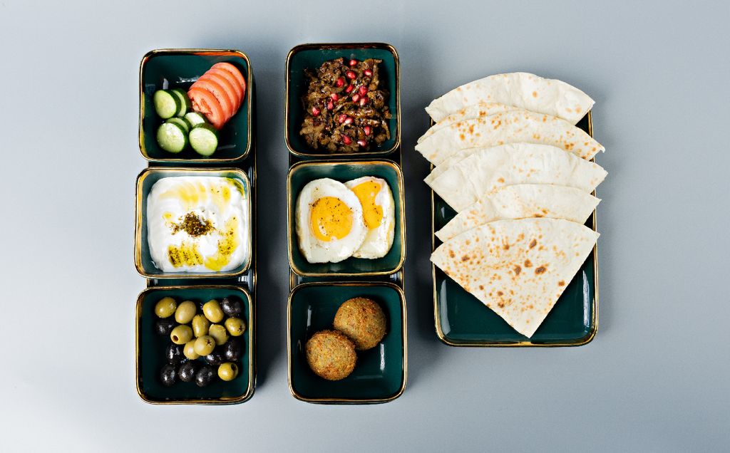 Breakfast | Tesh Lounge