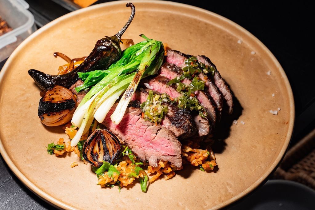 MAIN COURSES | Sol Kitchen & Bar D7