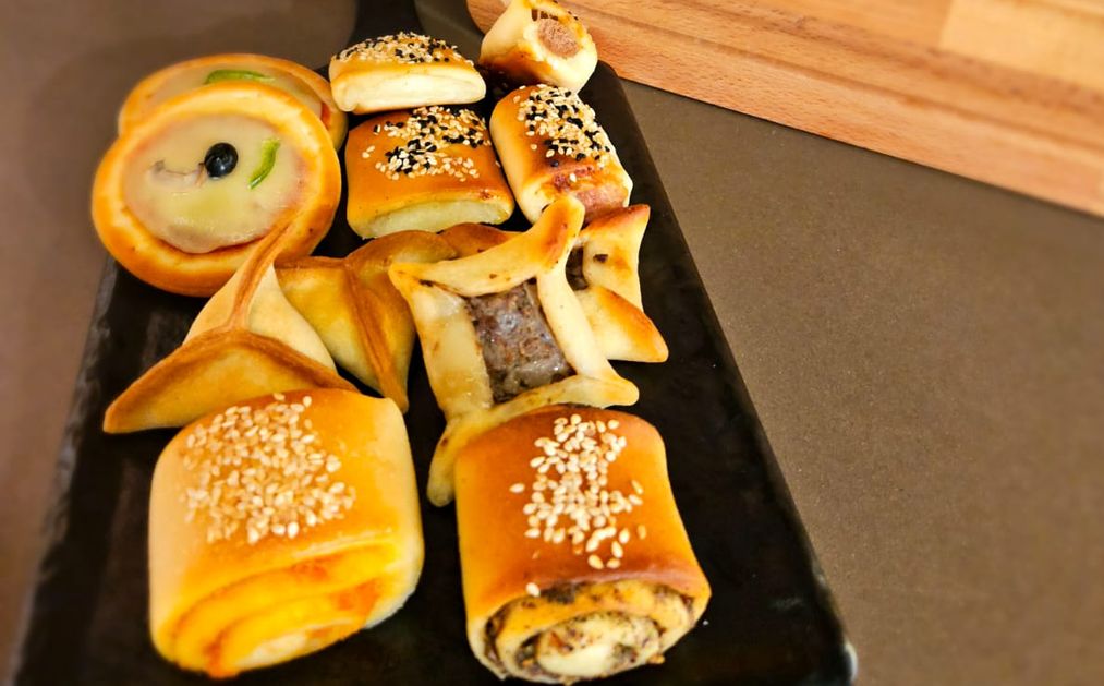 Mouajanat Minis معجنات ميني Baytooty Gourmet Bakery