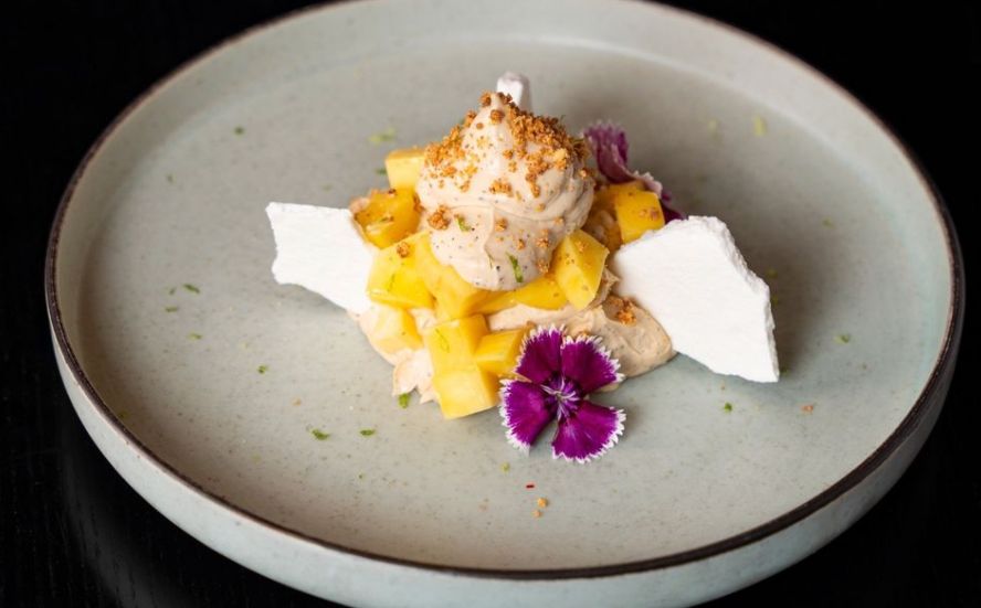 DESSERTS | Sol Kitchen & Bar D7