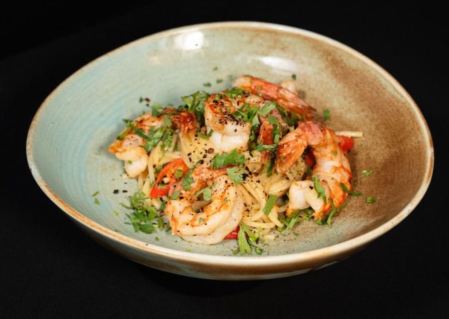 MAIN COURSES | Sol Kitchen & Bar D7